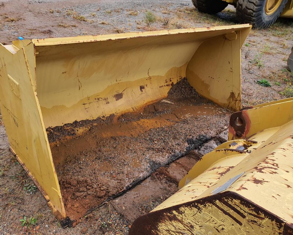 GP CAT BUCKET - Lucas Machinery