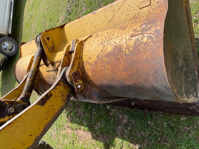 CAT 936 - Lucas Machinery